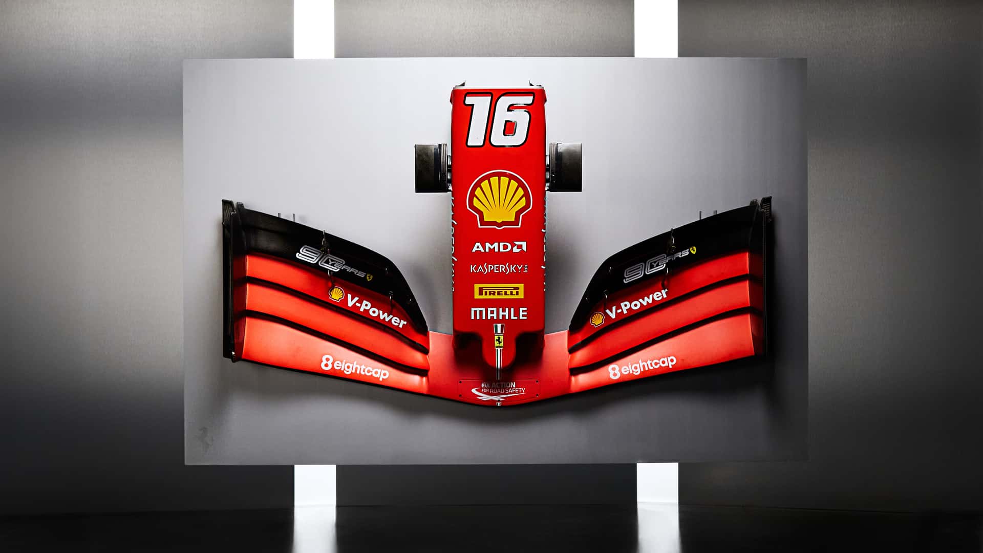 Ferrari lanza línea de memorabilia oficial de Fórmula 1 – autoinsignia.mx